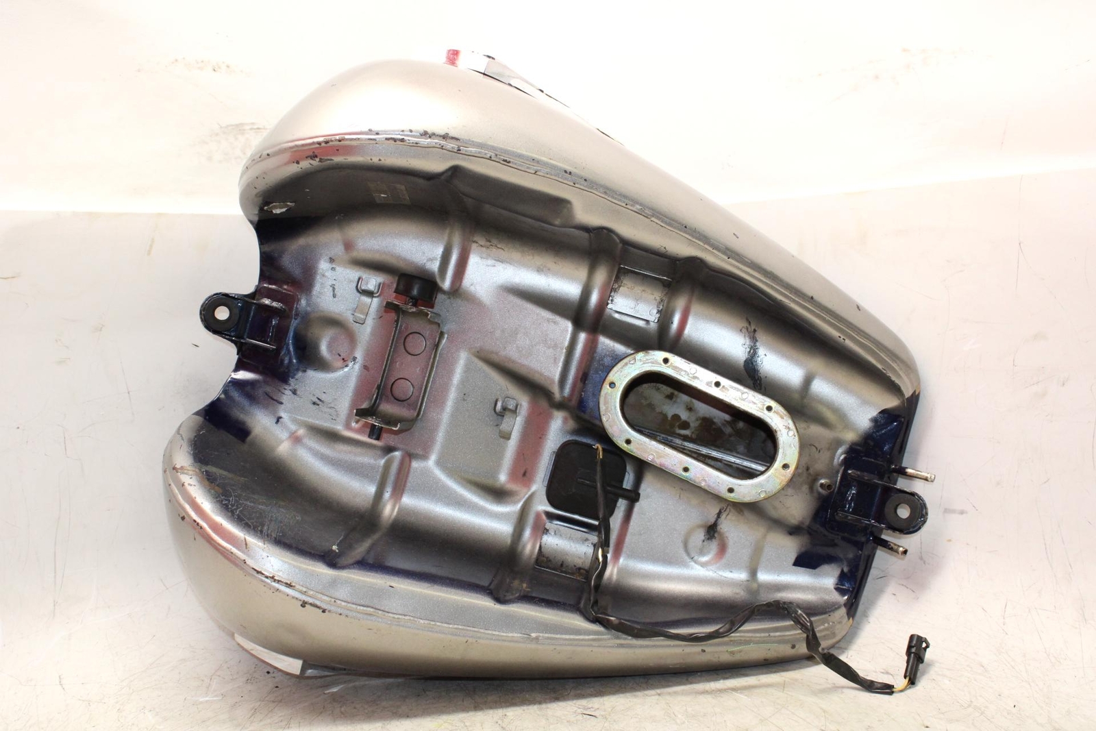 2004 Kawasaki Vulcan 1500 Vn1500l Nomad Fi Gas Tank Fuel Petrol ...