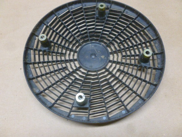 BRIGGS & STRATTON ENGINE ROTATING GRASS SCREEN 494439 | eBay