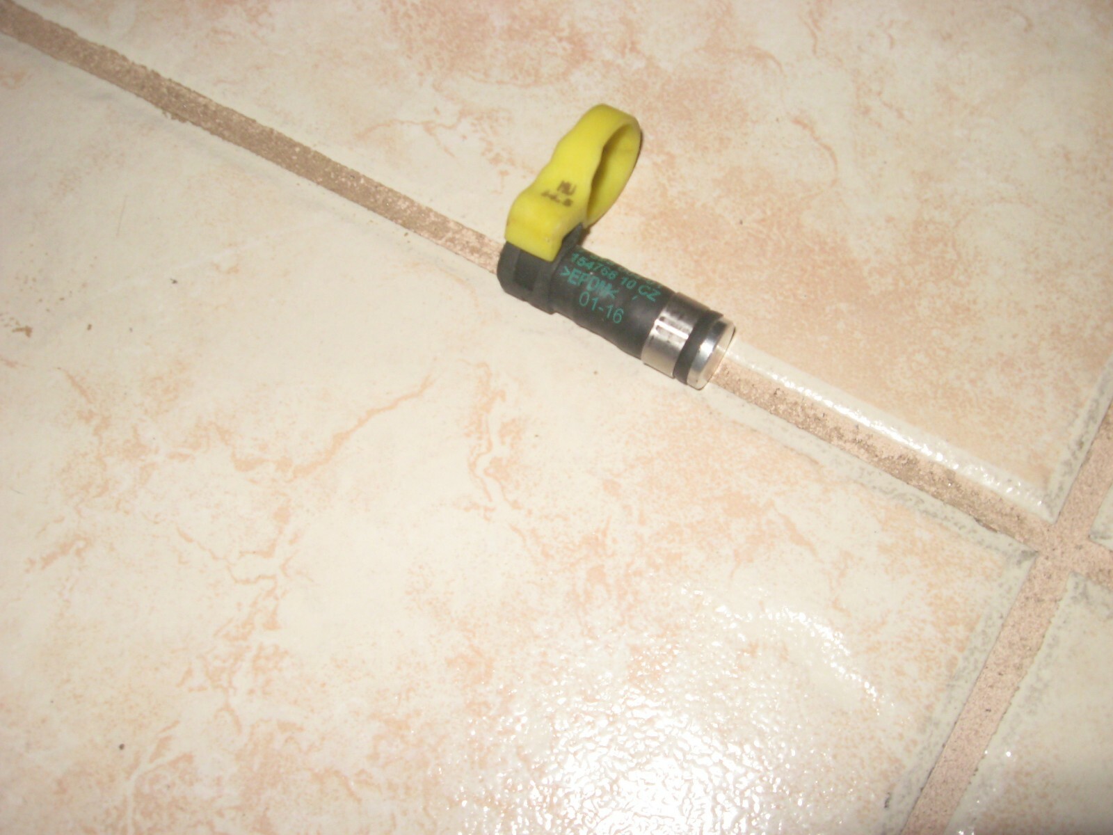 Genuine BMW Coolant Cooling System Water Hose Cap 17127598004 for sale ...