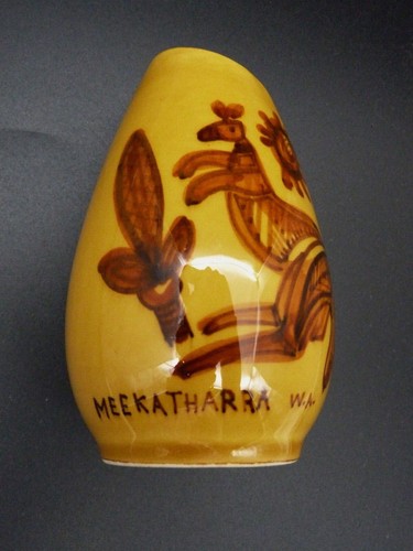 VINTAGE STUDIO ANNA POTTERY VASE MEEKATHARRA W.A, GC #38 | eBay Australia