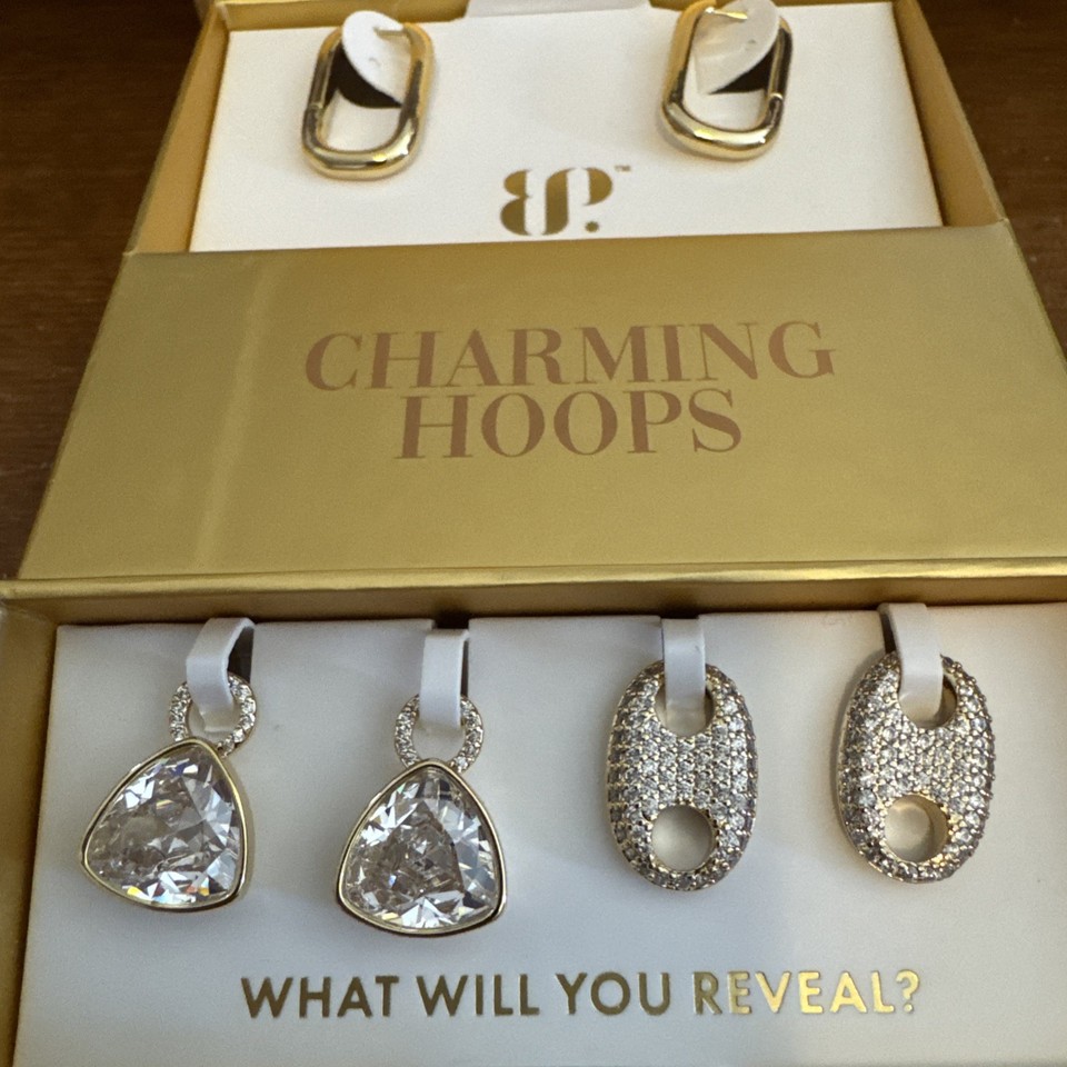 NEW BOMB PARTY CHARMING HOOPS 2025 ER90462 PASSIONATE WITH SASS GOLD | eBay