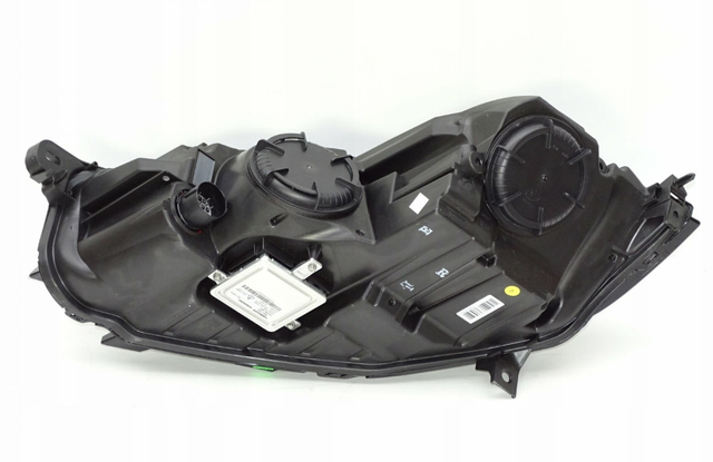 Jaguar F-pace X761 Front Right Headllight LHD T2H35335 Genuine for sale ...