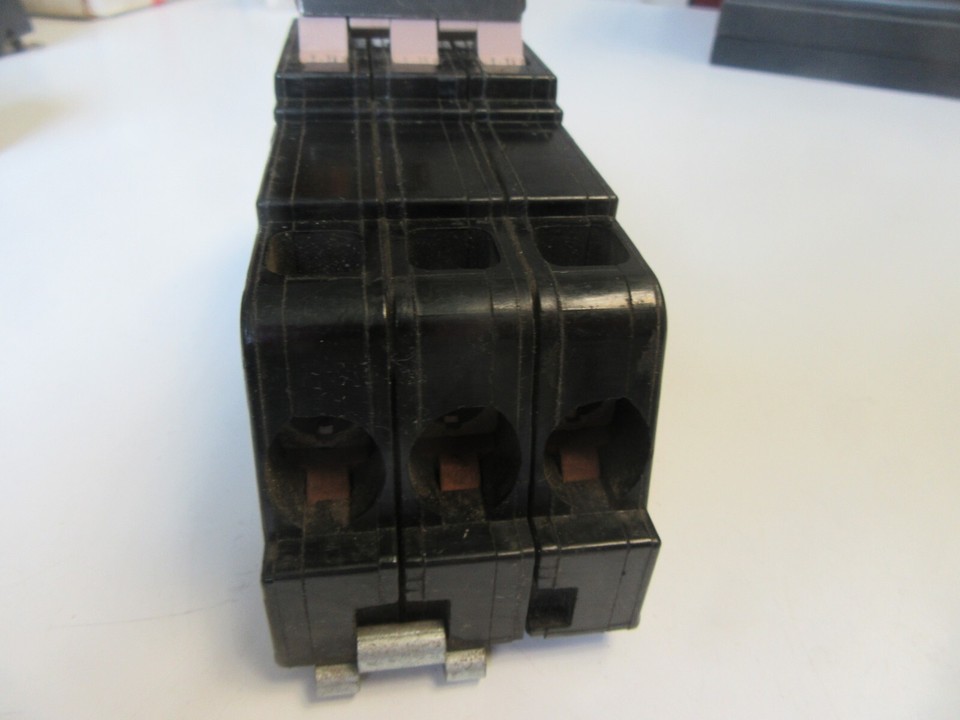 Cutler Hammer 3 Pole CH3100 100 AMP Long Frame Circuit Breaker 3 Phase ...