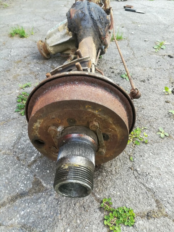 MG Midget Rear differential rearend 9/38 4:22 gear ratio from a 1970 ...