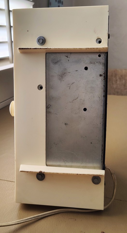 Vintage General Electric Bakelite Cream Radio Mid Century Modern Works ...