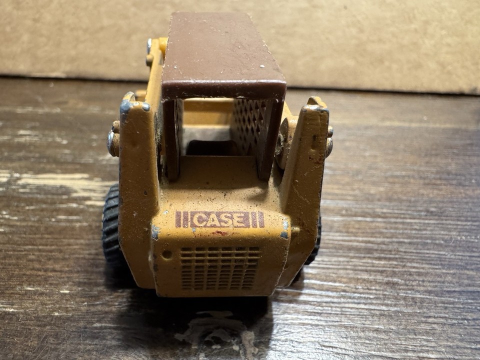 Vintage ERTL Case 580E Backhoe Loader AND ERTL Case 1845C Skid Steer 1/ ...