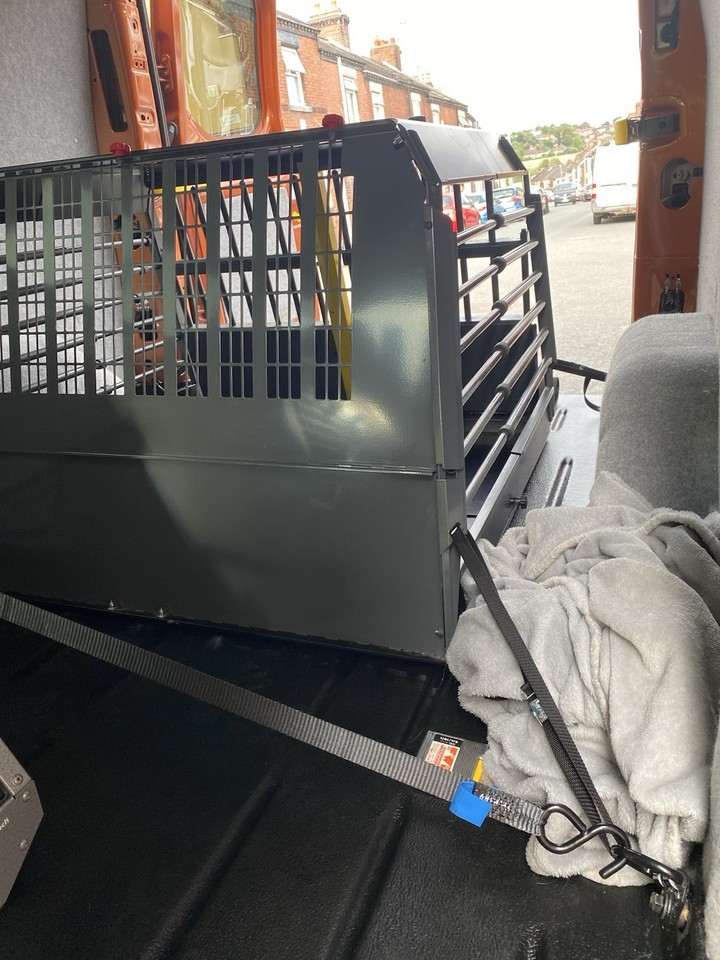 MIMsafe Variocage Double XL Dog Car Crate for 2103 Ford Mondeo Estate ...