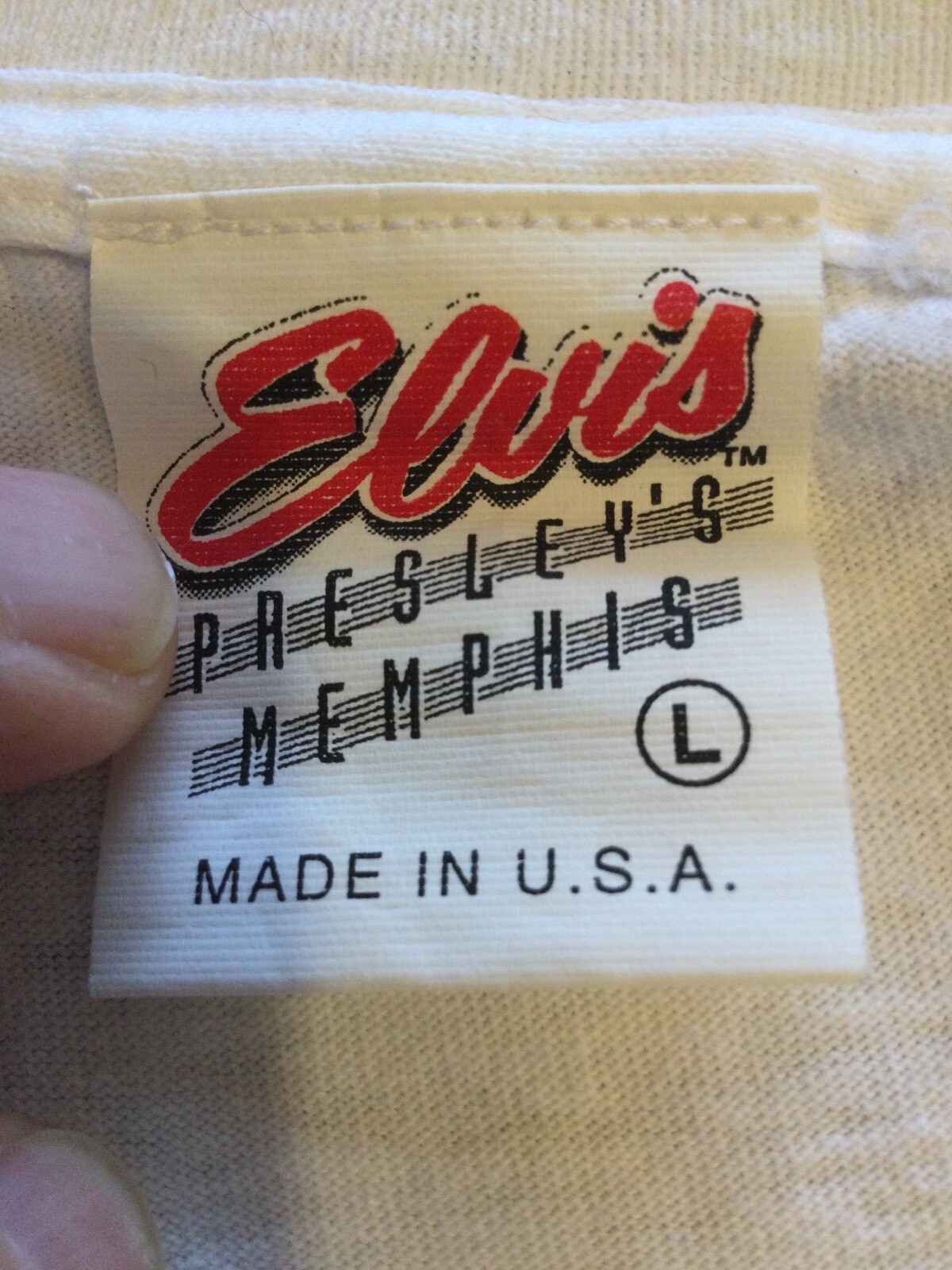 Elvis Presley - “Elvis Presley’s Memphis” -White - L-… - Gem