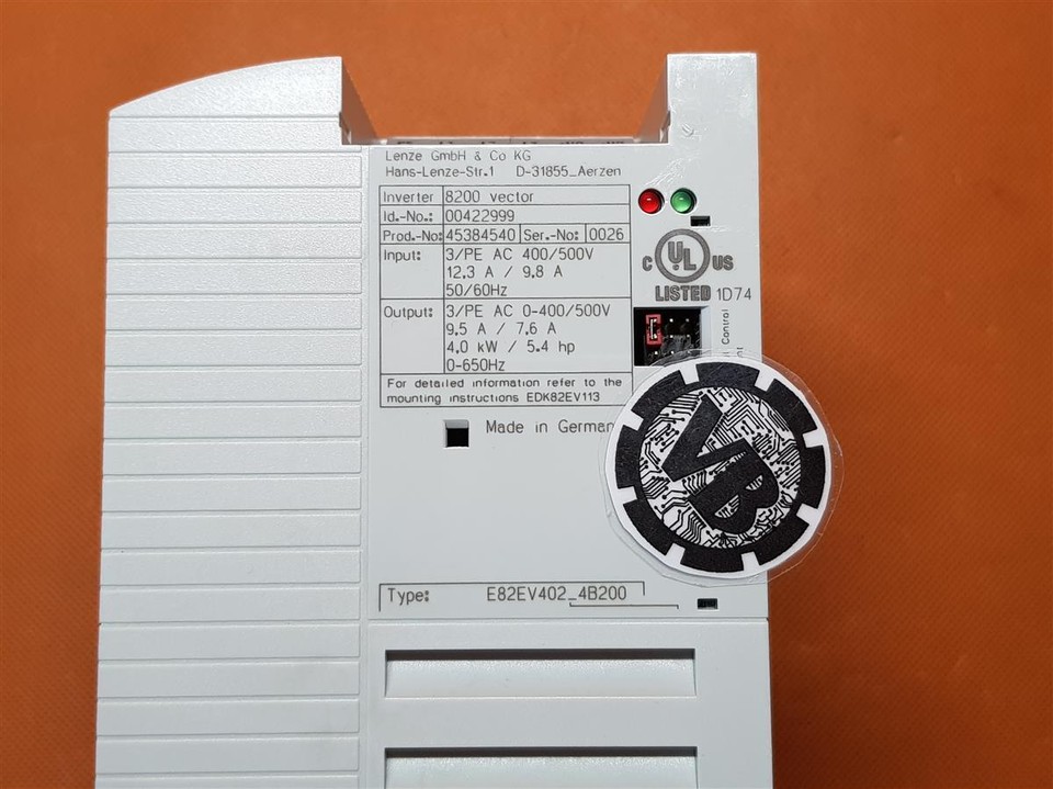 LENZE Frequency Converter Type: E82EV402K4B200/E82EV402 _ 4B200 - 4,0 ...