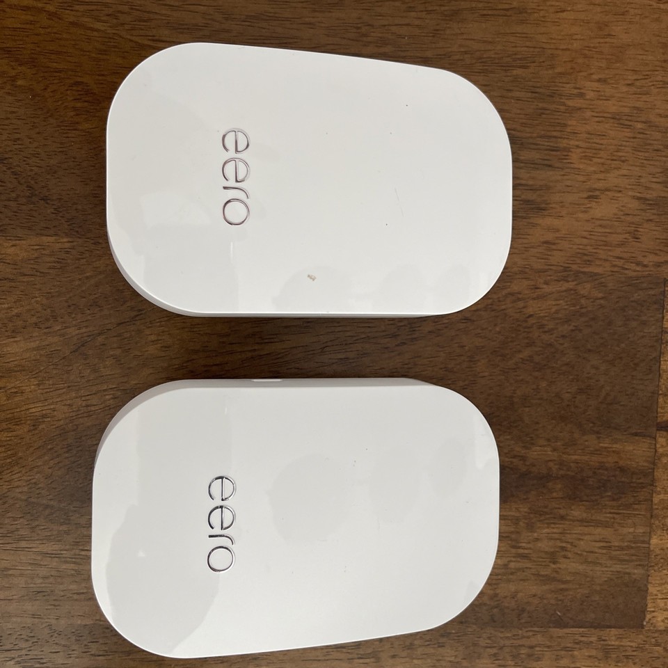 Two (2) Eero Beacon Mesh WiFi Range Extenders D010001 (tested and ...