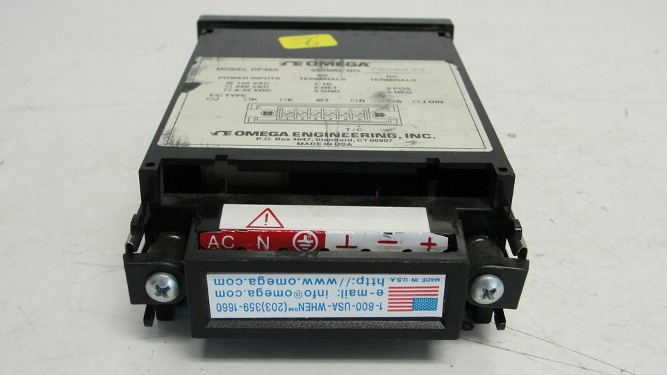 Omega DP465 digital thermometer 120vac Celsius T/C type T | eBay