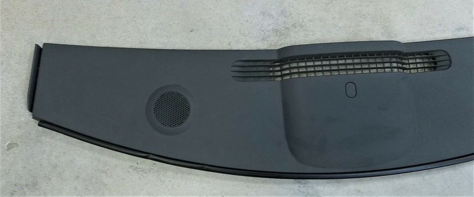 2004 Dodge Durango Dash Windshield Defrost Vent Cowl Panel - Shelf D ...