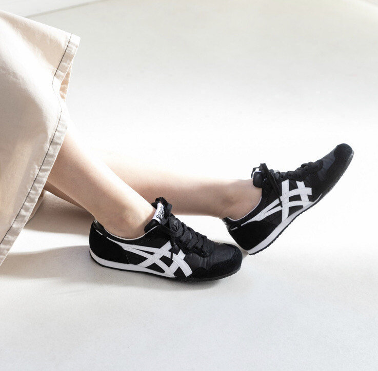 Onitsuka Tiger SERRANO 1183B400 001 Black White US4-14 Onitsuka Tiger SERRANO 1183B400 001 Black White US4-14