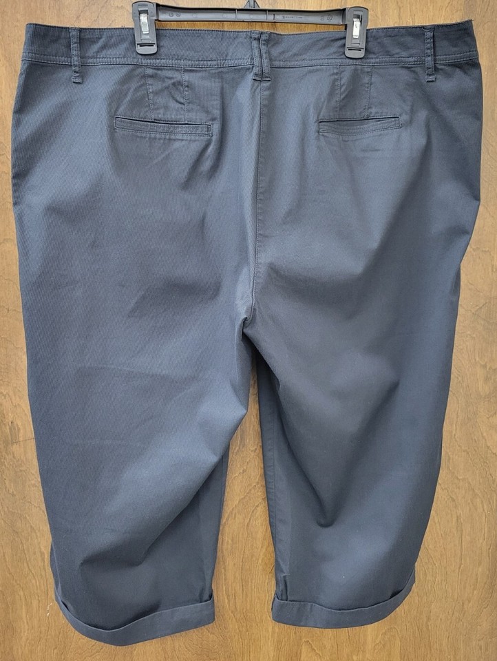 Avenue Womens Size 22 Black Flat Front Capri Pants 46X21 | eBay