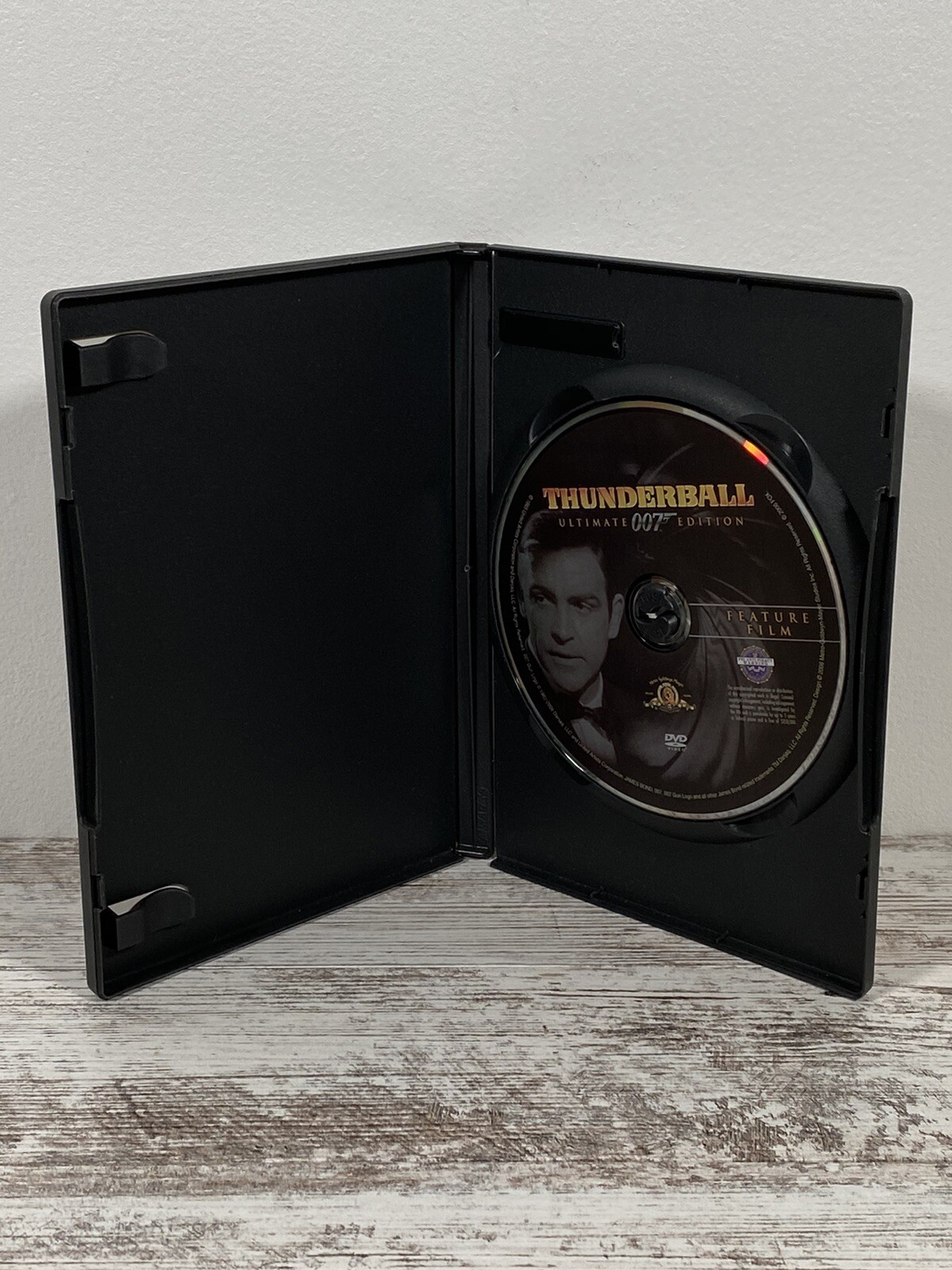Thunderball (DVD) James Bond 007 Sean Connery - EXC COND / FREE SHIP ...