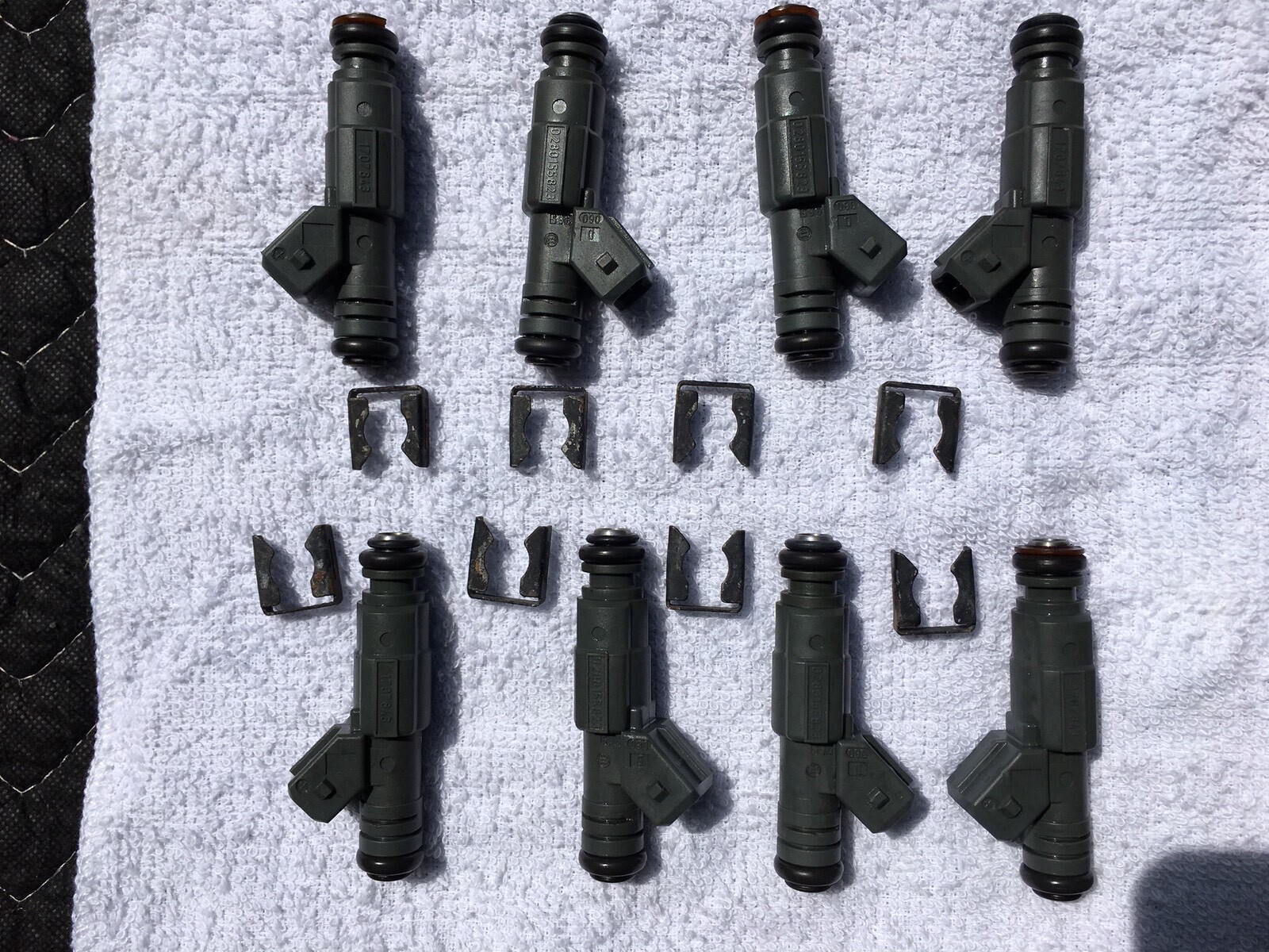 BMW e39 540i Fuel Injector rail tube 13531432530 13641707843 ...