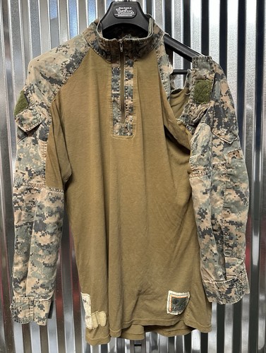 USMC Marine Digital Woodland MARPAT FR Combat Shirt FROG Medium Regular ...