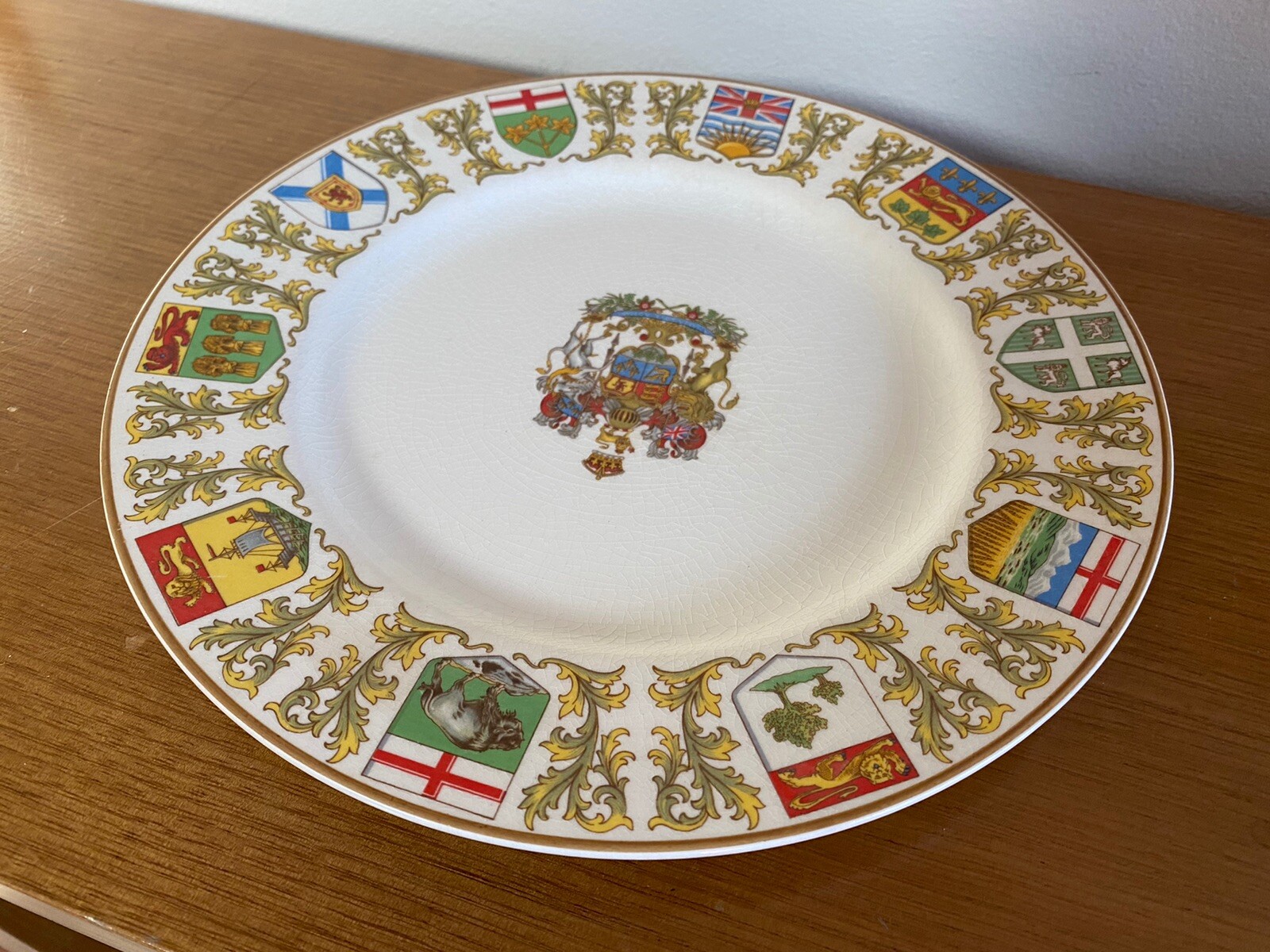 Crown Ducal - Canada State / Territory Flag Plate - Made in England ...