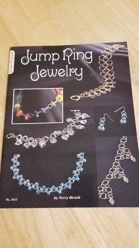 JUMP RING JEWELRY Craft Book by Terry Ricioli Design Originals 2008 ...
