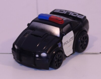Takara 2006 Hasbro Police Car #643 Transformer Car Roll and Transform ...