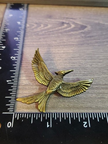 Hunger Games Movie Pin Mockingjay Bird Arrow Gold Tone Brooch D7 | eBay
