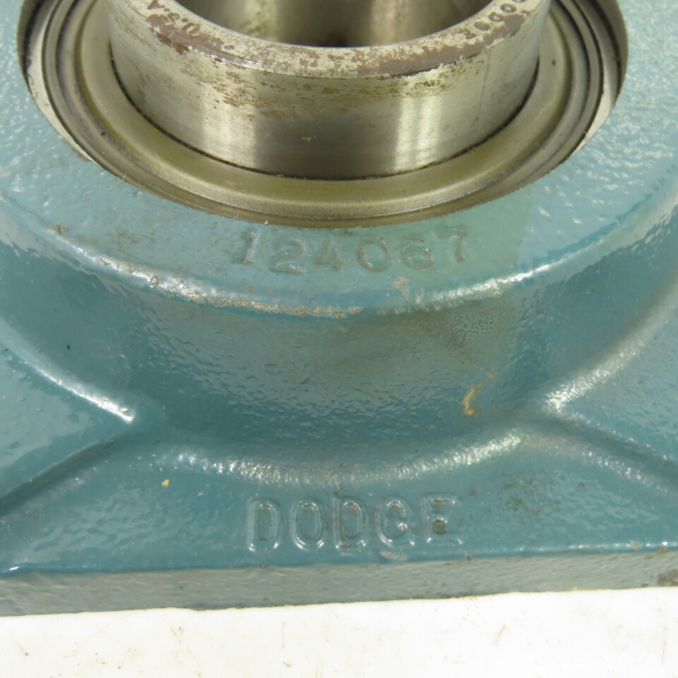 Dodge 124067 4-Bolt Flange Mount Block Ball Bearing 2-3/16" Bore | eBay