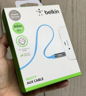 Belkin MIXIT Aux Cable ‑ Audio cable ‑ flat ‑ Blue ‑ 3 ft ‑ M ini...NIB ...