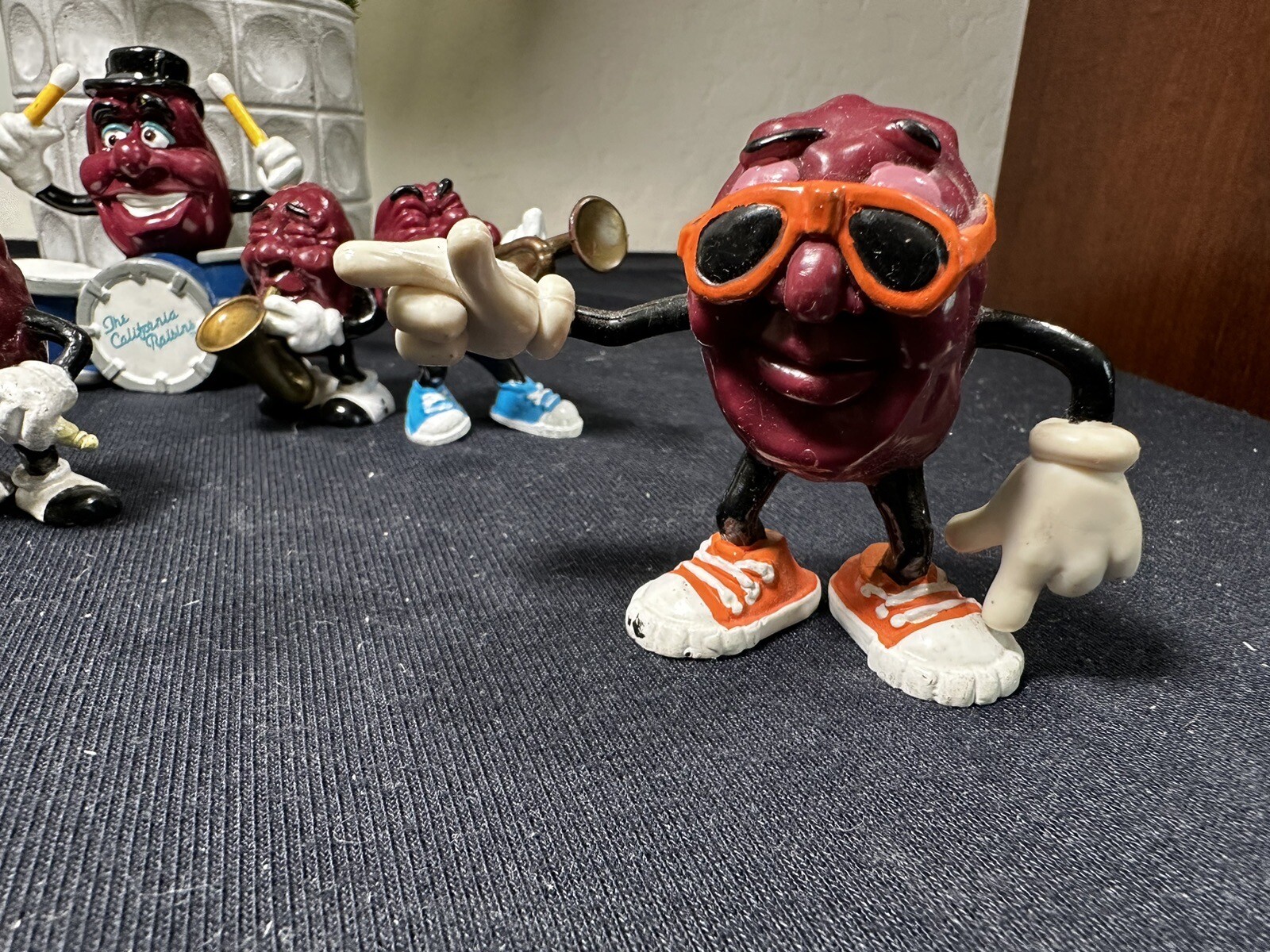 Lot of 8 Vintage California Raisins Figures Cal ran Figurines Toys PVC ...