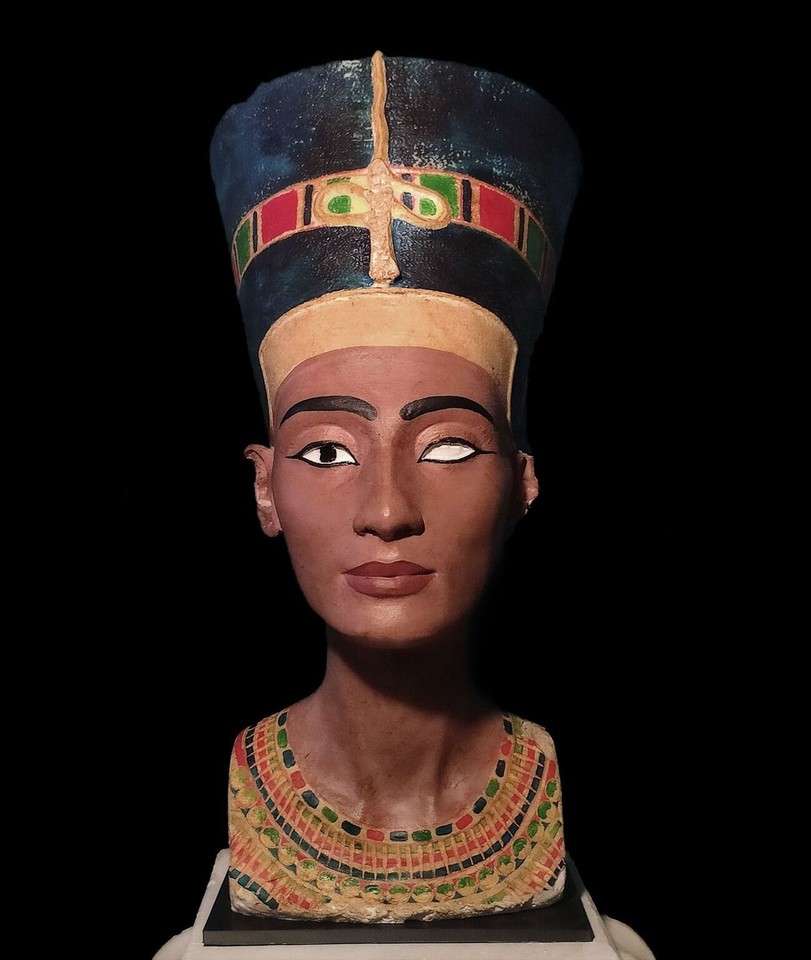 Egyptian Queen Nefertiti Bust FULL SIZE.Polychrome exact to original | eBay