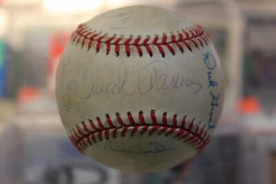 SIGNED 1960's-'70s PITTSBURGH PIRATES TEAM AUTOGRAPHED BASEBALL WORLD ...