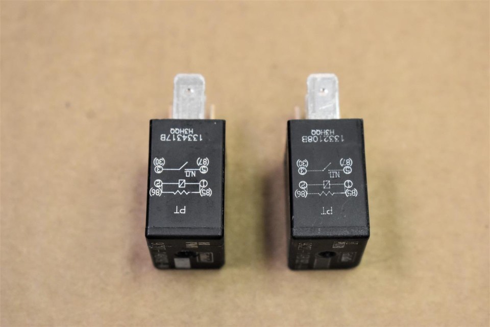 2 Two Econoline OEM New Take Off Ford Fuse Box Tow Relay FoMoCo 9C2T ...