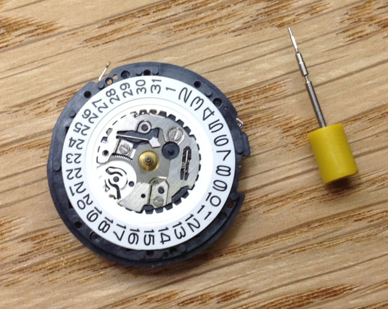 Seiko 5M62A KINETIC Watch Movement - NEW - Black & White date | eBay UK