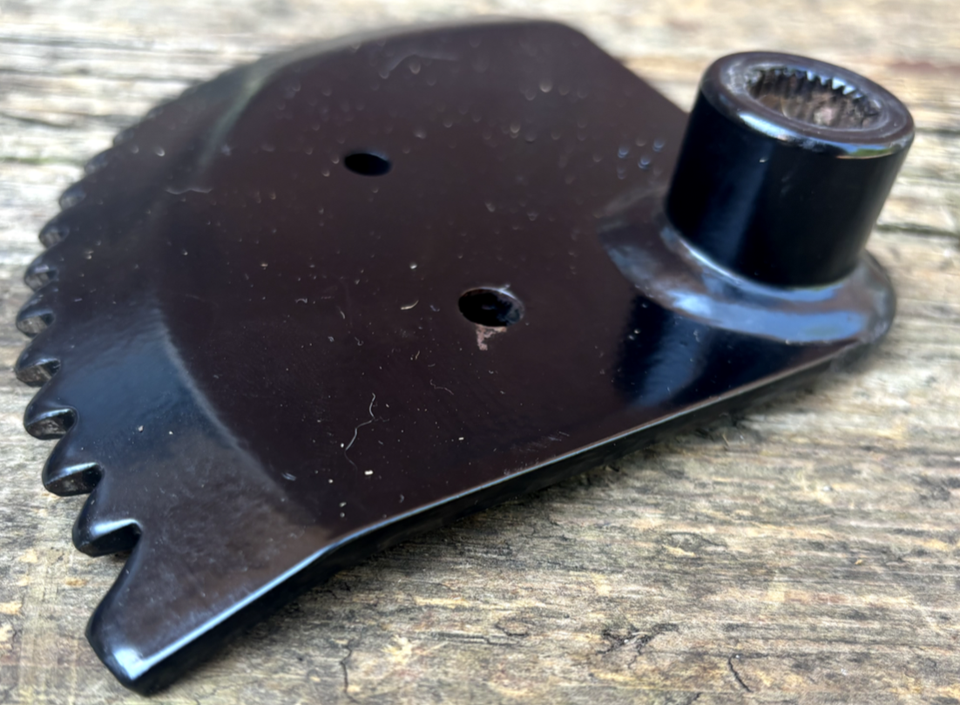 Cub Cadet 2005 GT 2544 13A-2D7L710 Segment Steering Gear 617-04034 | eBay