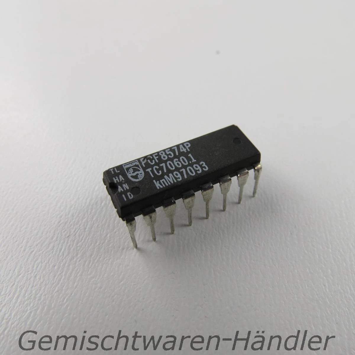 PCF8574 IC Pinout, Datasheet, Address Table, Equivalent,, 47% OFF