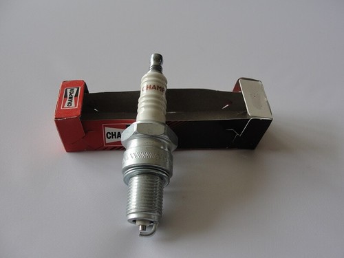 8x Champion Zündkerze RN5C Spark Plug Bougie Candela bujía tennpluggen ...
