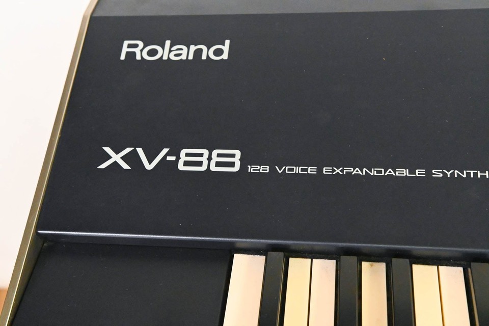 Roland XV-88 128-Voice Expandable Synthesizer CG01WKT | eBay