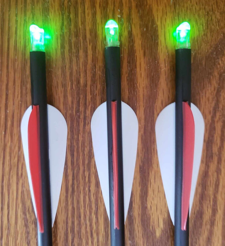 3 NEW 20 inch Bolts W/3 " vanes Green lighted half moon nocks + free ...