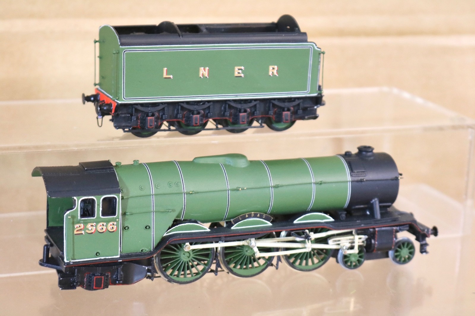 SOUTH EASTERN FINECAST KIT BUILT LNER 4-6-2 CLASS A3 LOCOMOTIVE 2566 ...