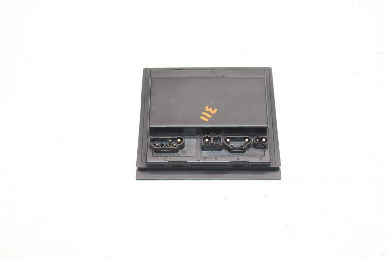 2005 CHRYSLER CROSSFIRE ZH COUPE #311 ENGINE BAY RELAY MODULE | eBay