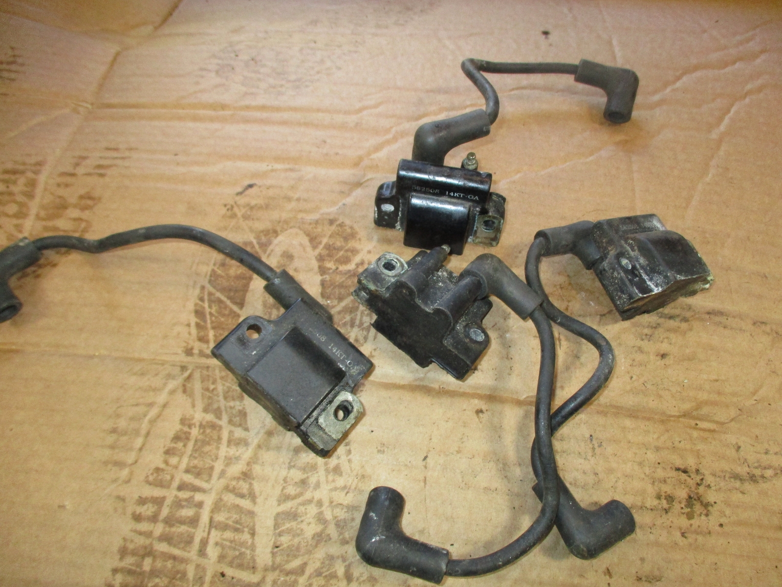 Evinrude 115hp 2 stroke outboard ignition coil set (582508) | eBay