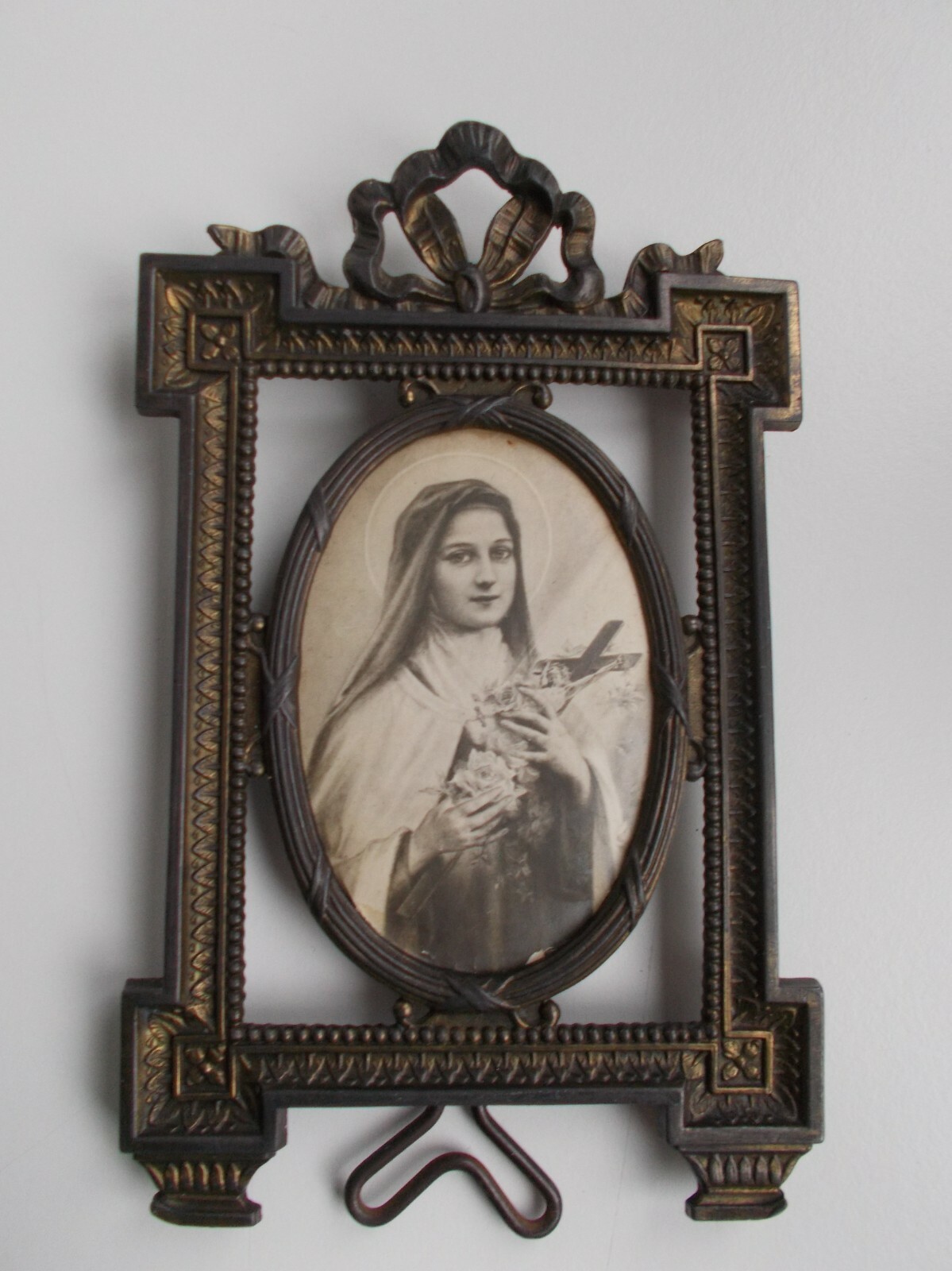 ANTIQUE RELIC~ FRENCH RELIQUARY ~ ORNATE PICTURE FRAME ~ ST THERESE ...