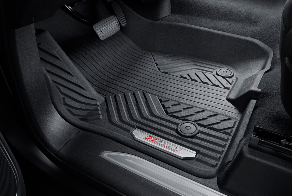 19-25 Silverado 1st Row All Weather Liners Jet Black w/ Chrome Z71 Logo ...