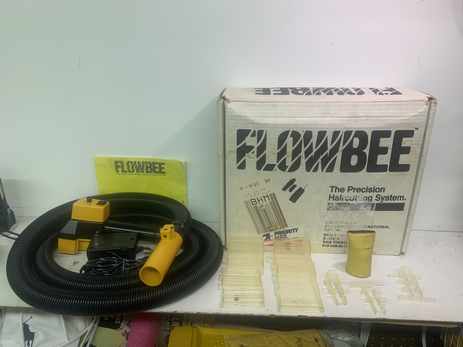 Flowbee Haircutting System W/19 Attachments! Almost 2 Sets! TESTED ...