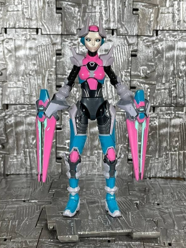 Jazwares Fortnite Lexa 4 inch action figures. RARE | eBay