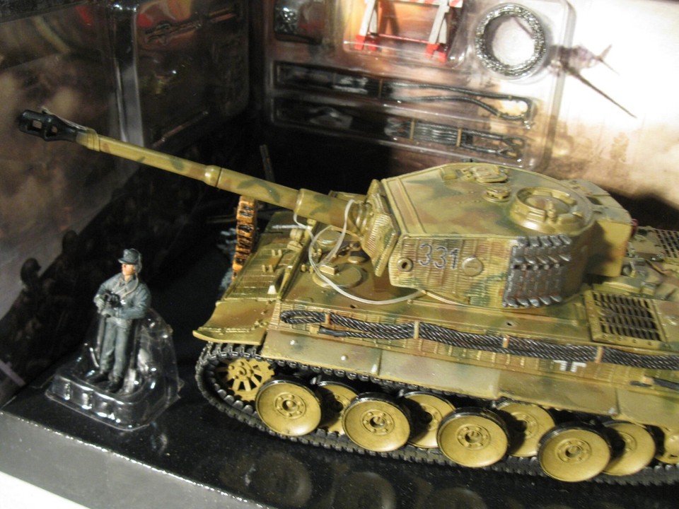 Forces of Valor German Tiger I Tank (Normandy 1944) 1:32 Enthusiast ...