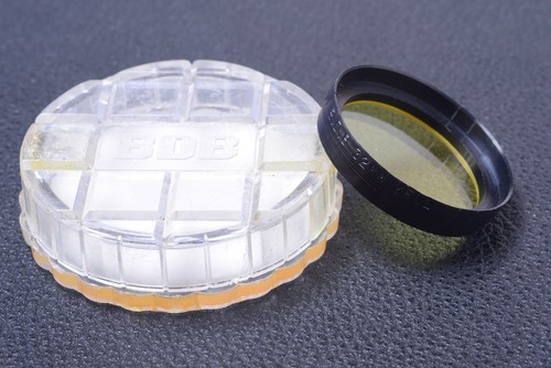 BDB YELLOW 32MM FILTER GENUINE LENS OR CAMERA PUSH ON W/ KEEPER 107-3 ...