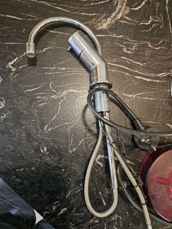 Quooker Pro 3 VAQ Boiling Water Tank and Tap Set Spares or Repair | eBay UK