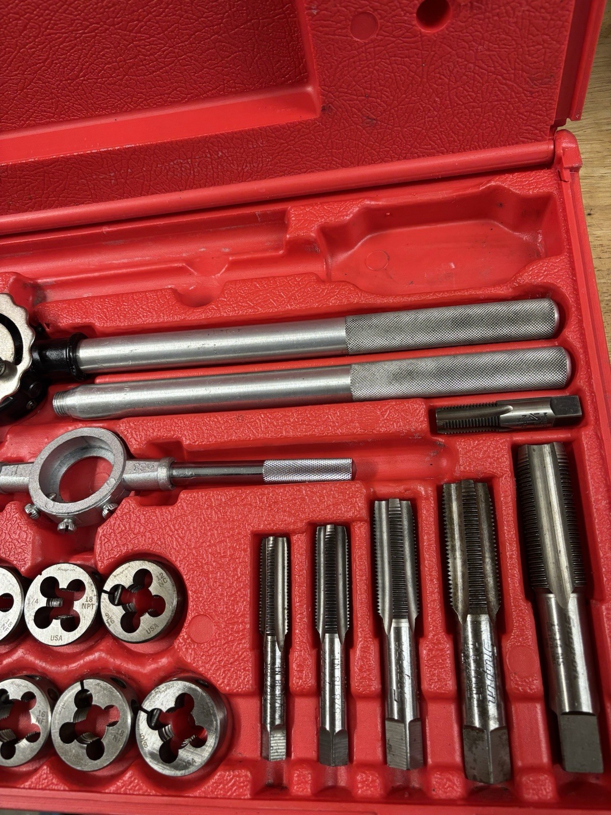 Snap-on TD9902A 25 Piece Tap & Die Set SAE 1/4” To 1” Coarse & Fine ...