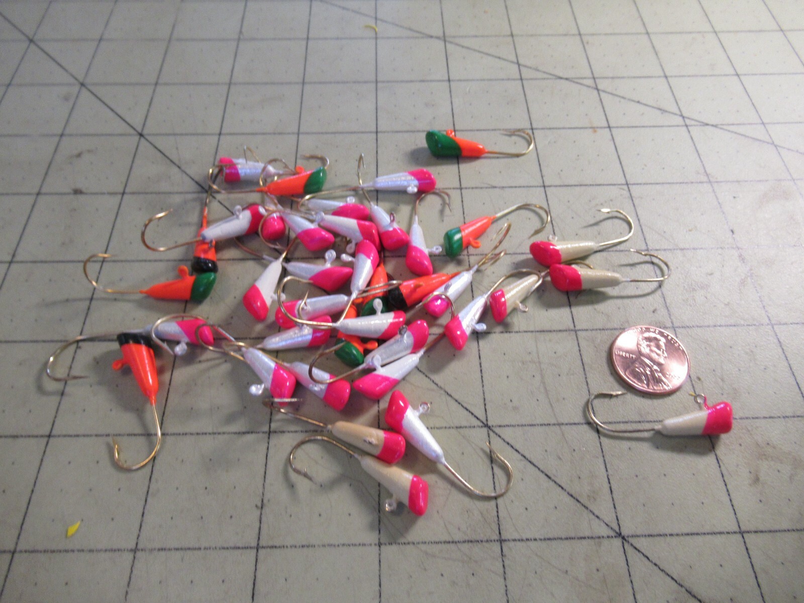 38 Shad Darts Jigs 1/8 oz No Tail Dart Jig | eBay