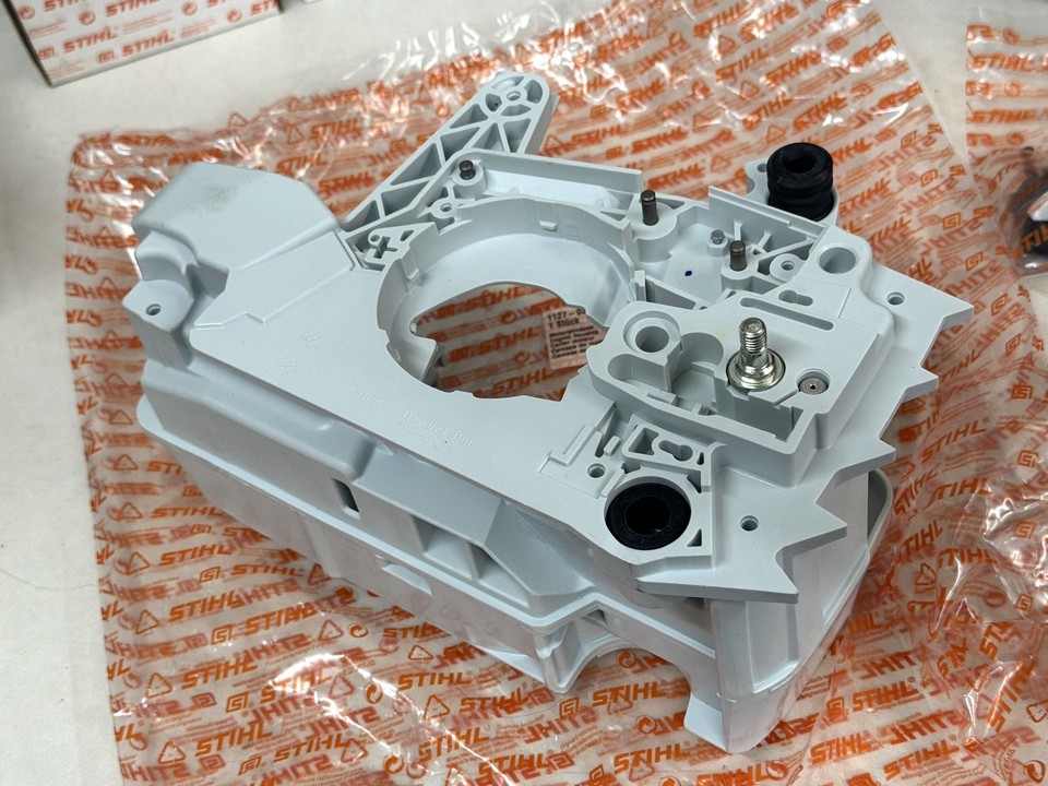 STIHL OEM ENGINE TANK HOUSING 1127 020 3006 MS290 MS310 MS390 MOTOR 290 ...
